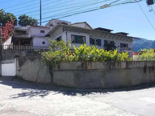 Casa / Sobrado para Venda em Petrópolis/RJ Mosela 7 Quartos