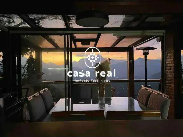 Casa / Sobrado para Venda em Petrópolis/RJ Nogueira 3 Quartos