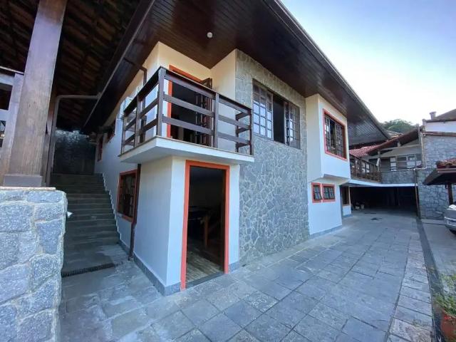 Casa / Sobrado para Venda em Petrópolis/RJ São Sebastião 7 Quartos