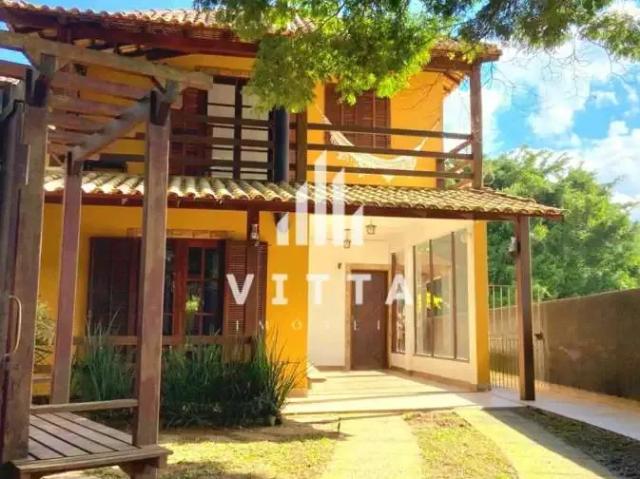 Casa / Sobrado para Venda em Petrópolis/RJ Samambaia 3 Quartos