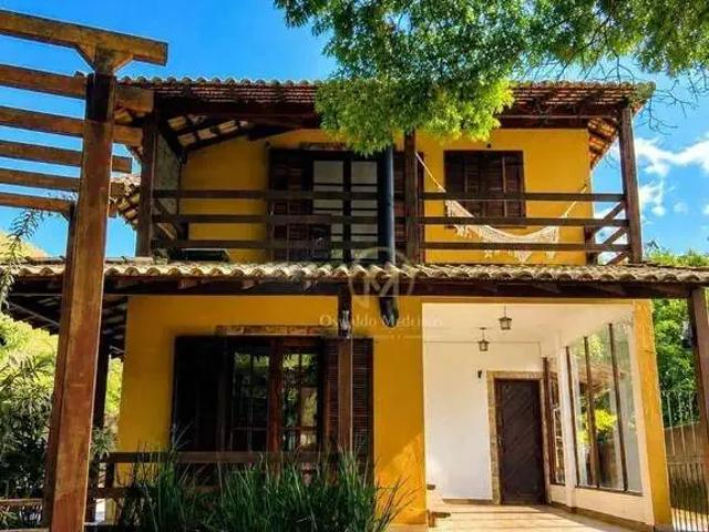 Casa / Sobrado para Venda em Petrópolis/RJ Samambaia 3 Quartos