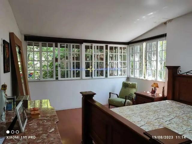 Casa / Sobrado para Venda em Petrópolis/RJ Simeria 4 Quartos