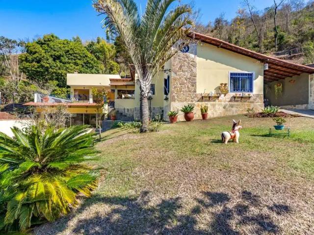 Casa / Sobrado para Venda em Petrópolis/RJ Pedro do Rio 2 Quartos