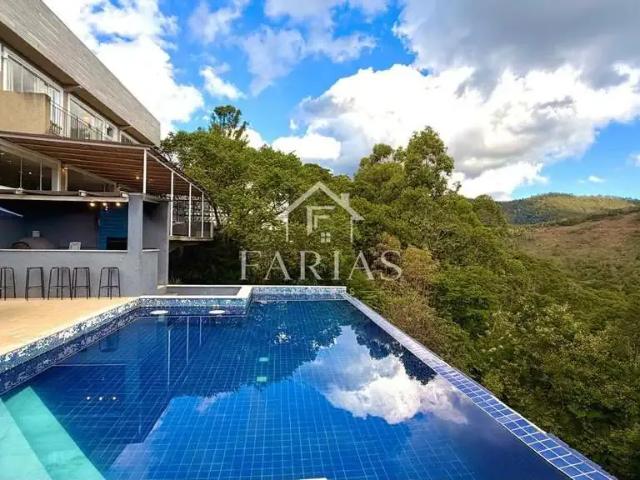 Casa / Sobrado para Venda em Petrópolis/RJ Pedro do Rio 8 Quartos