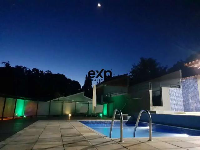 Casa / Sobrado para Venda em Petrópolis/RJ Quarteirão Ingelheim 4 Quartos