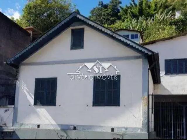 Casa / Sobrado para Venda em Petrópolis/RJ Quissama 8 Quartos