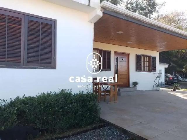 Casa / Sobrado para Venda em Petrópolis/RJ Quitandinha