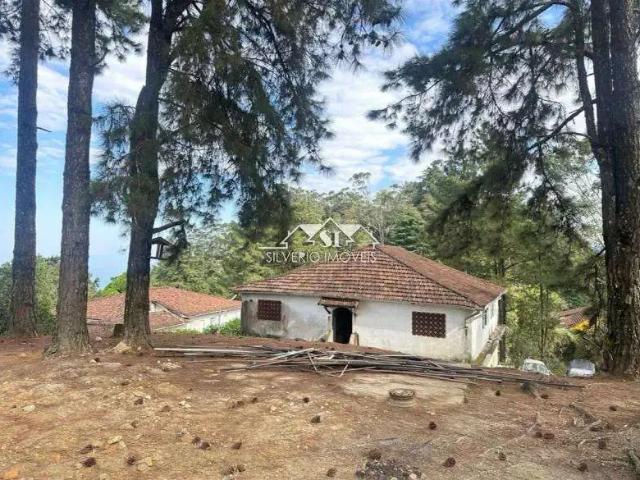 Casa / Sobrado para Venda em Petrópolis/RJ Quitandinha 4 Quartos