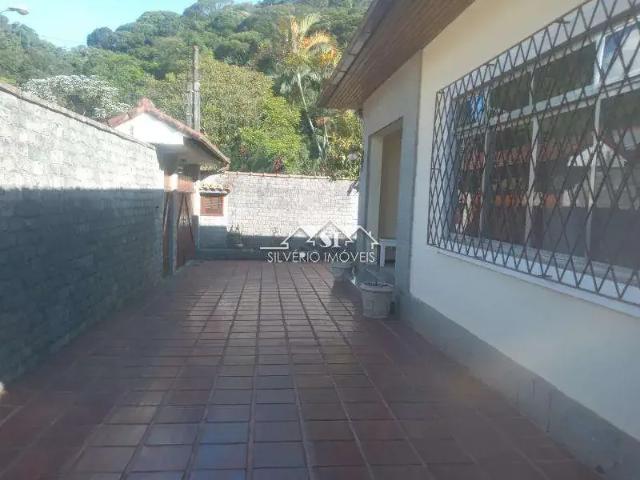 Casa / Sobrado para Venda em Petrópolis/RJ Quitandinha 4 Quartos
