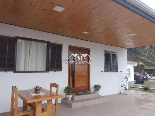 Casa / Sobrado para Venda em Petrópolis/RJ Quitandinha 5 Quartos