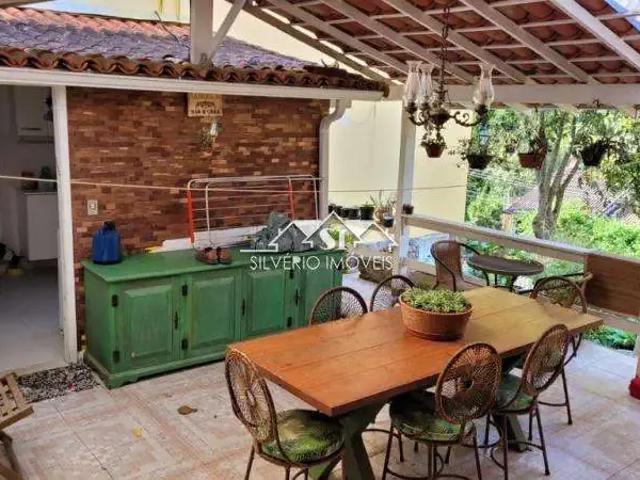 Casa / Sobrado para Venda em Petrópolis/RJ Retiro 3 Quartos