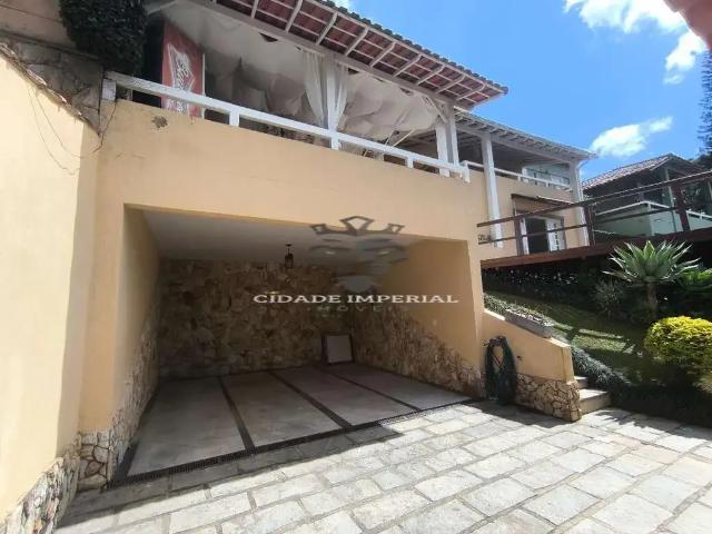 Casa / Sobrado para Venda em Petrópolis/RJ Retiro 4 Quartos