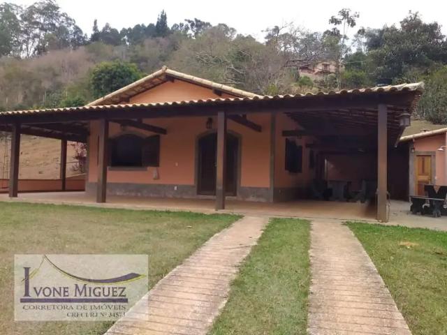 Casa / Sobrado para Venda em Petrópolis/RJ Vale das Videiras 2 Quartos