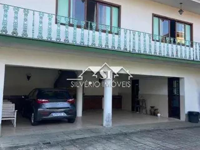 Casa / Sobrado para Venda em Petrópolis/RJ Valparaíso 4 Quartos