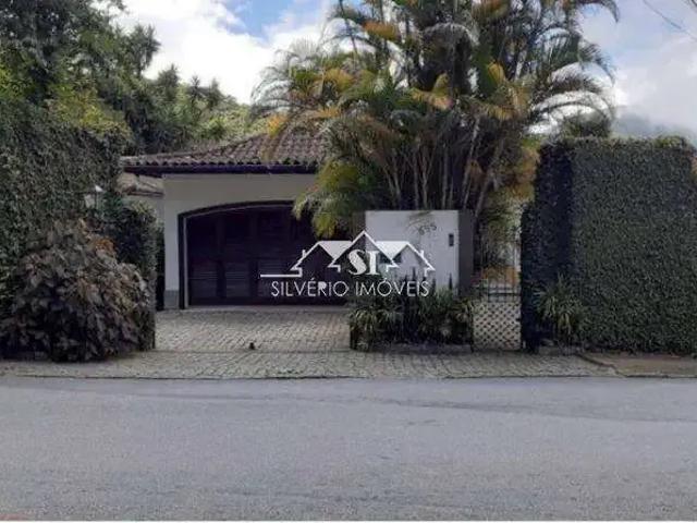 Casa / Sobrado para Venda em Petrópolis/RJ Valparaíso 5 Quartos