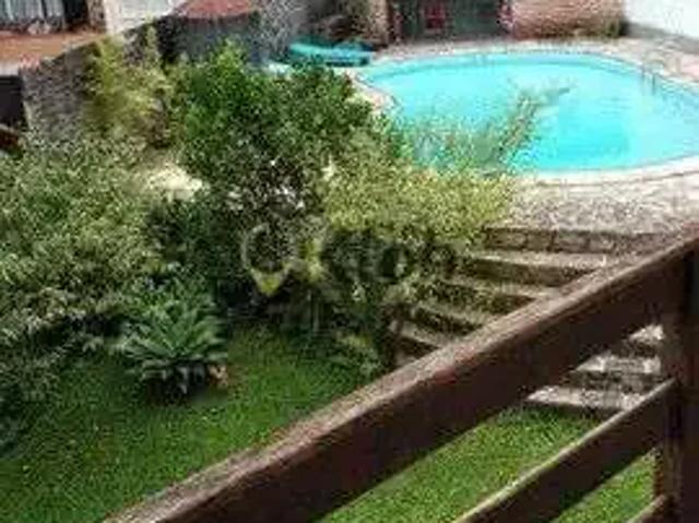 Casa / Sobrado para Venda em Petrópolis/RJ Valparaíso 5 Quartos