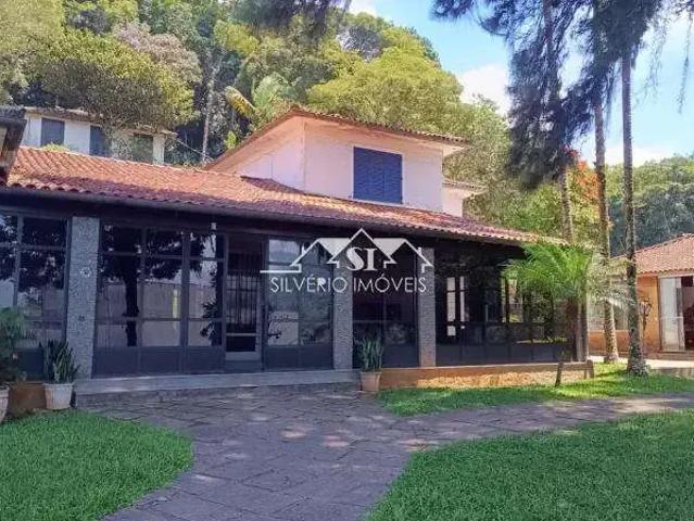 Casa / Sobrado para Venda em Petrópolis/RJ Valparaíso 5 Quartos