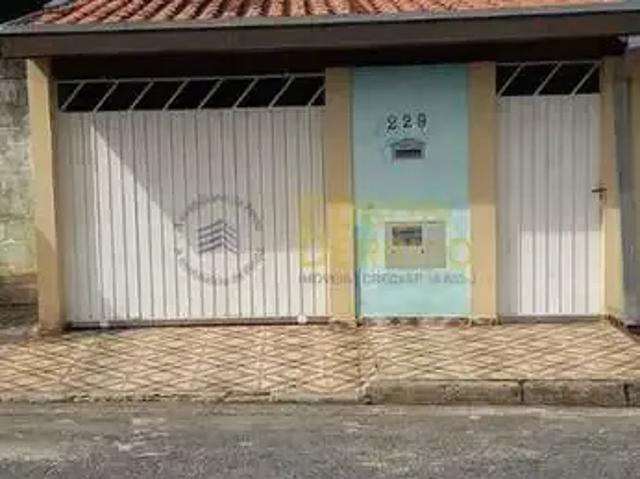 Casa / Sobrado para Venda em Pindamonhangaba/SP Triângulo 2 Quartos