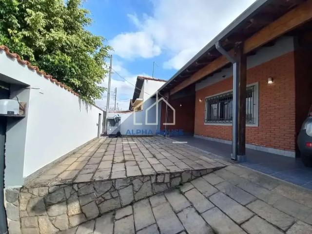 Casa / Sobrado para Venda em Pindamonhangaba/SP Vila Bourghese 2 Quartos