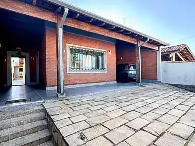 Casa / Sobrado para Venda em Pindamonhangaba/SP Vila Bourghese 3 Quartos
