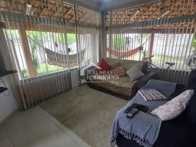 Casa / Sobrado para Venda em Pindamonhangaba/SP Vila Rica 3 Quartos