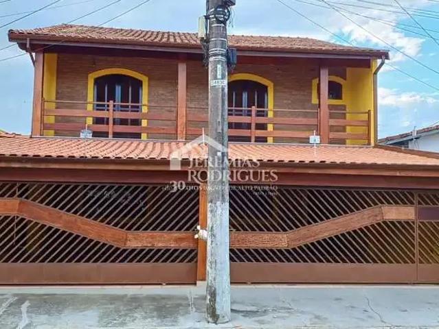 Casa / Sobrado para Venda em Pindamonhangaba/SP Vila Rica 4 Quartos