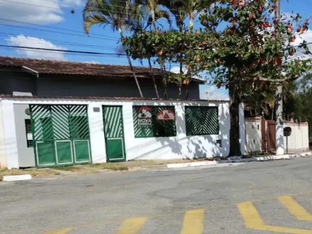 Casa / Sobrado para Venda em Pindamonhangaba/SP Vila Suiça 2 Quartos