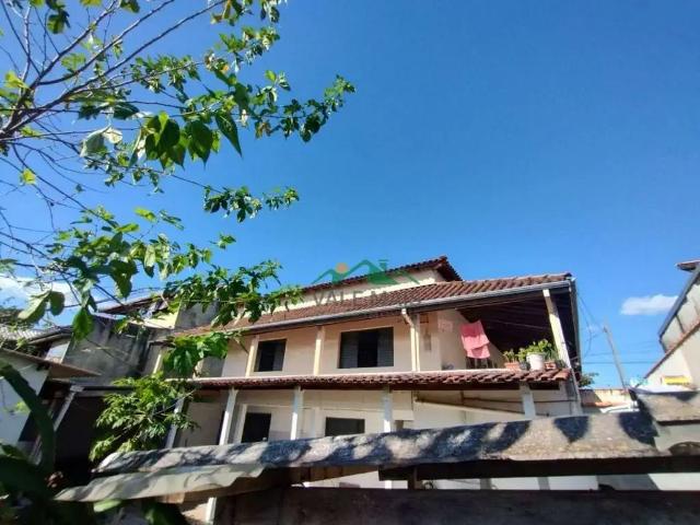 Casa / Sobrado para Venda em Pindamonhangaba/SP Vila Suiça 5 Quartos