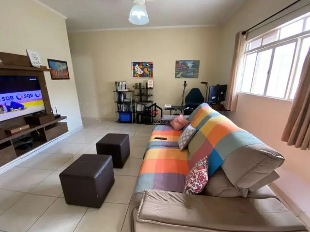 Casa / Sobrado para Venda em Pindamonhangaba/SP Vitória Vale III 2 Quartos