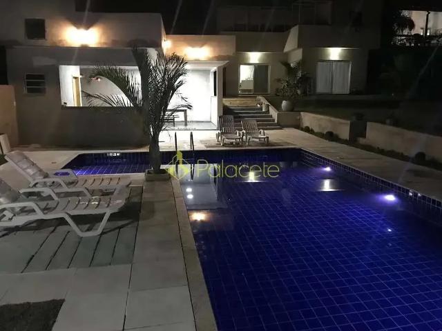 Casa / Sobrado para Venda em Pindamonhangaba/SP Borba 4 Quartos