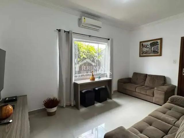 Casa / Sobrado para Venda em Pindamonhangaba/SP Chácara Galega 3 Quartos