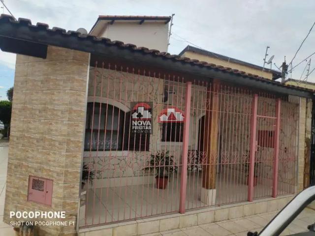 Casa / Sobrado para Venda em Pindamonhangaba/SP Chácara Galega 3 Quartos