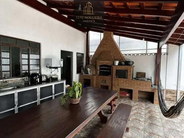 Casa / Sobrado para Venda em Pindamonhangaba/SP Jardim do Chafariz 3 Quartos