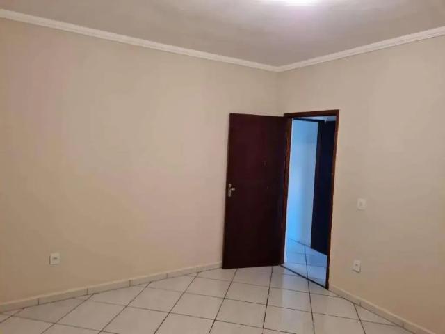 Casa / Sobrado para Venda em Pindamonhangaba/SP Mantiqueira 3 Quartos