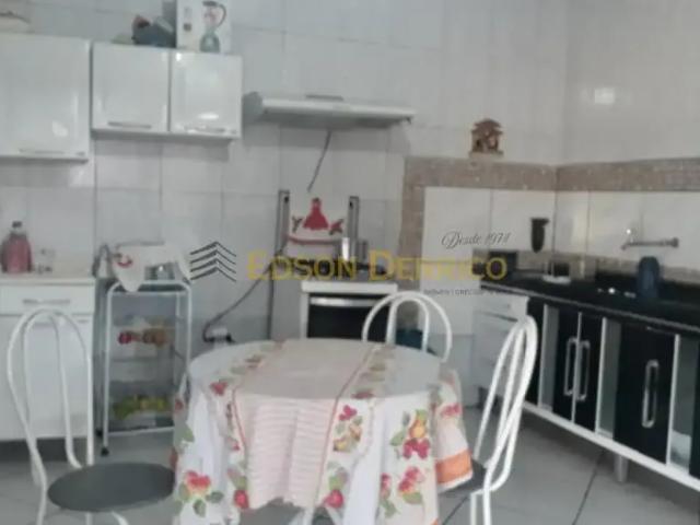 Casa / Sobrado para Venda em Pindamonhangaba/SP Mombaça 2 Quartos