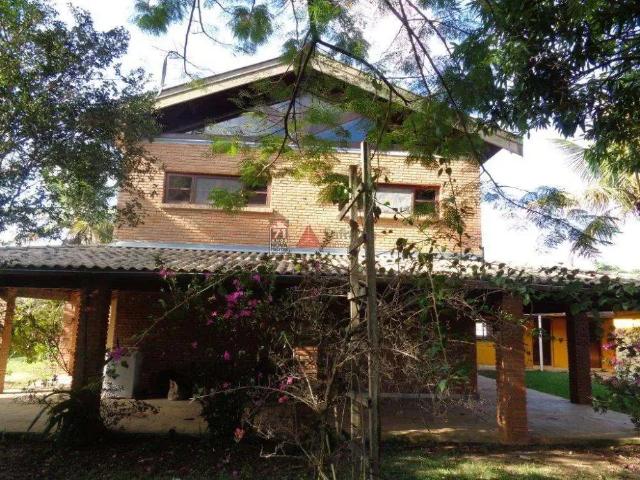 Casa / Sobrado para Venda em Pindamonhangaba/SP Parque Lago Azul 4 Quartos