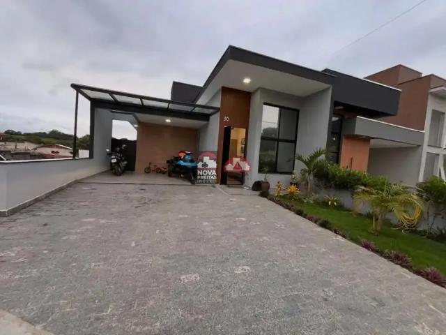 Casa / Sobrado para Venda em Pindamonhangaba/SP Residencial Vila Romana 3 Quartos