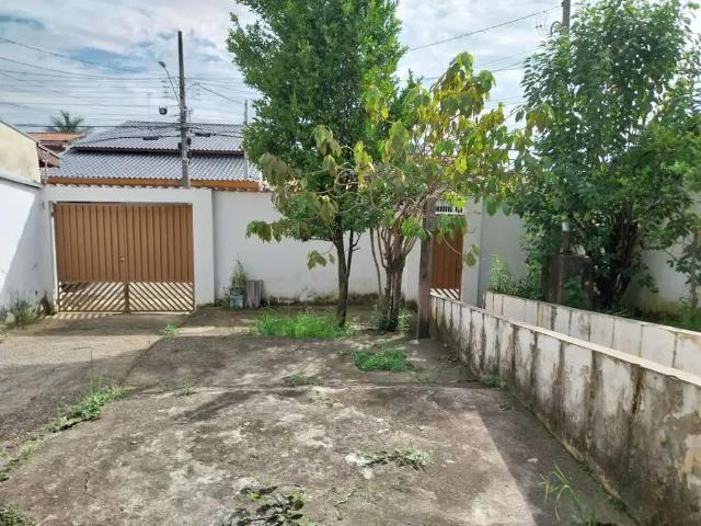 Casa / Sobrado para Venda em Pindamonhangaba/SP Residencial e Comercial Laerte Asumpção 3 Quartos