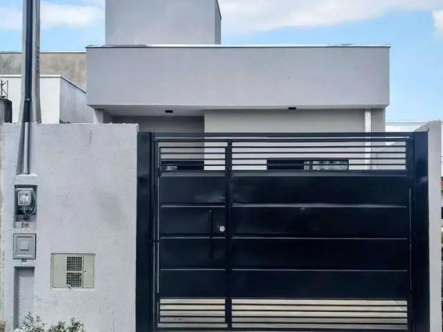 Casa / Sobrado para Venda em Pindamonhangaba/SP Residencial e Comercial Portal dos Eucaliptos 2 Quartos