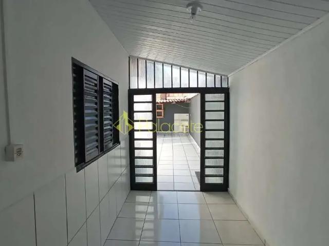 Casa / Sobrado para Venda em Pindamonhangaba/SP Residencial Mantiqueira 2 Quartos