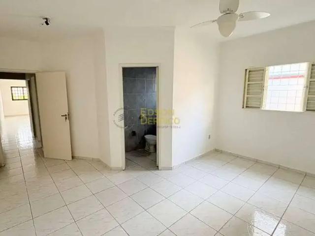 Casa / Sobrado para Venda em Pindamonhangaba/SP Residencial Parque das Palmeiras 2 Quartos