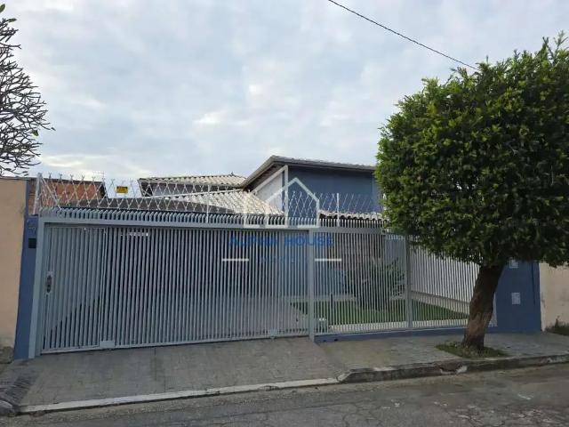 Casa / Sobrado para Venda em Pindamonhangaba/SP Santana 2 Quartos