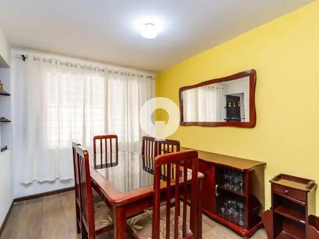 Casa / Sobrado para Venda em Pinhais/PR Centro 3 Quartos