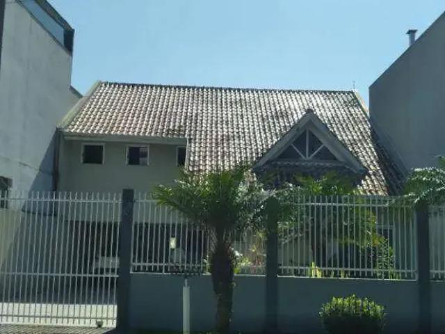 Casa / Sobrado para Venda em Pinhais/PR Centro 4 Quartos