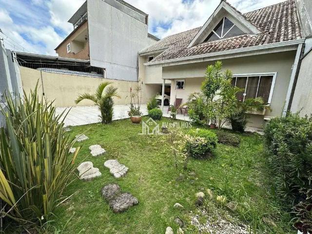 Casa / Sobrado para Venda em Pinhais/PR Centro 4 Quartos