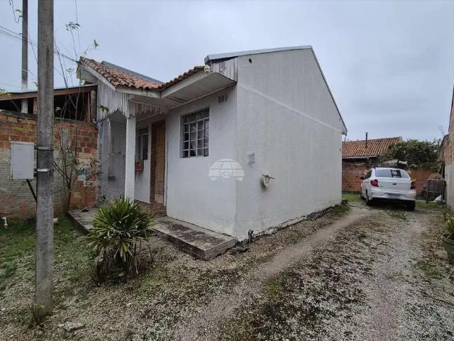 Casa / Sobrado para Venda em Pinhais/PR Alto Tarumã 2 Quartos