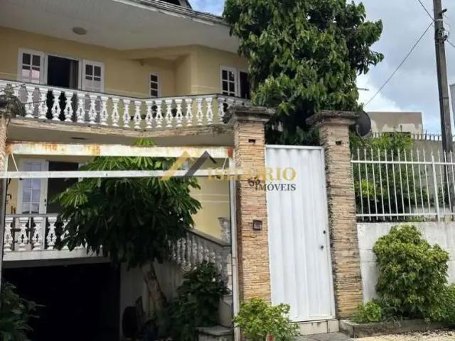 Casa / Sobrado para Venda em Pinhais/PR Alto Tarumã 2 Quartos