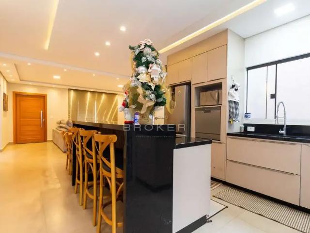 Casa / Sobrado para Venda em Pinhais/PR Alto Tarumã 3 Quartos