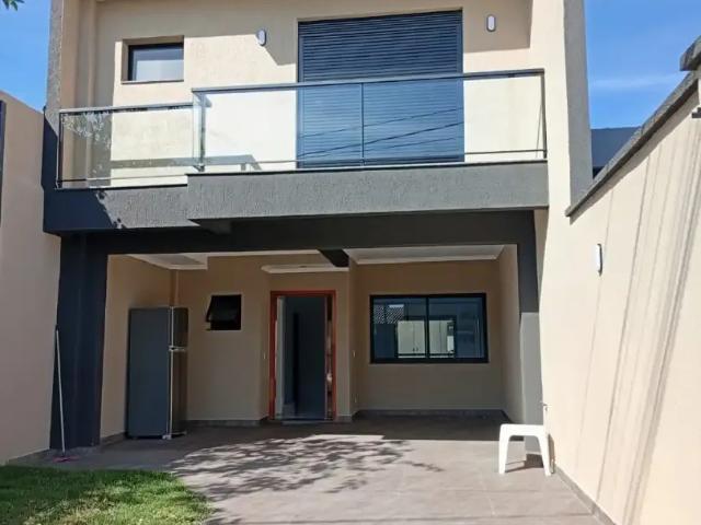 Casa / Sobrado para Venda em Pinhais/PR Alto Tarumã 3 Quartos