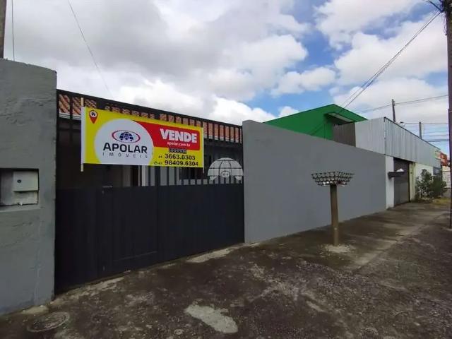 Casa / Sobrado para Venda em Pinhais/PR Atuba 2 Quartos